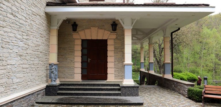 Latest Top 10 Front Wall Tiles Design For Indian House